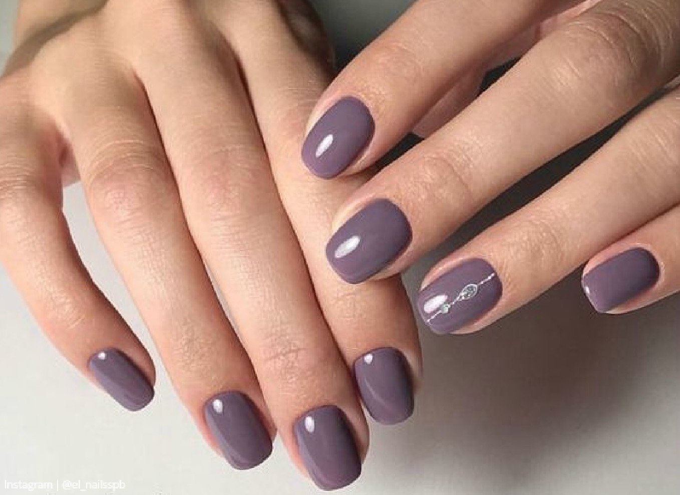 Top 16 pretty Short Nail Art Ideas for the working class ladies