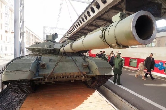 How have the T-90 tanks performed in the Russia-Ukraine war