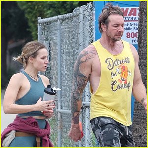 Kristen Bell And Dax Shepard Are Every Bit The Fit Couple On LA Hike