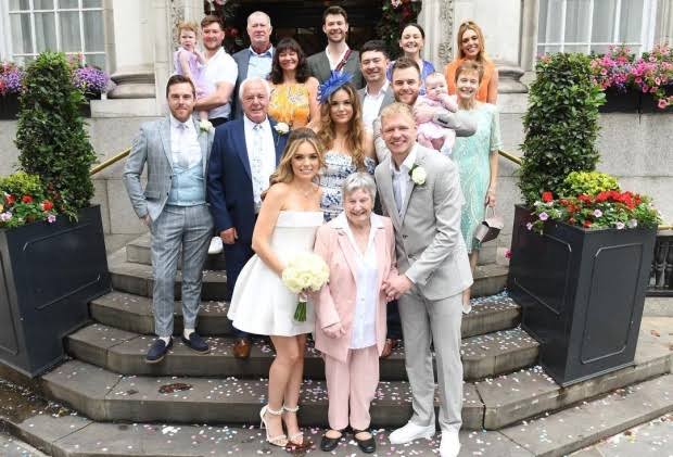 Arsenal goalkeeper, Aaron Ramsdale marries his pregnant partner ...
