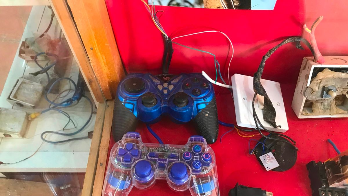 ISIS targets CHILDREN with explosives placed in fake PlayStation ...