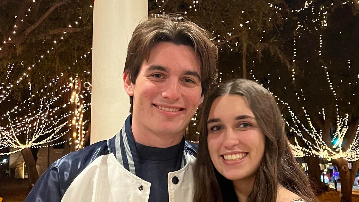 Teen softball star 'ambushed and stabbed 15 times by stalker ex ...