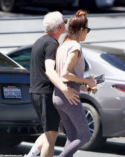 Supermodel Janice Dickinson shows off a VERY smooth complexion as she ...