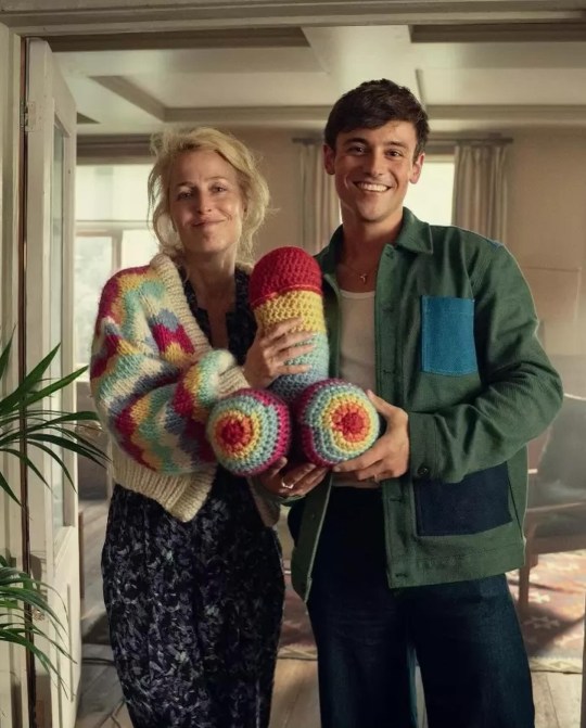 Tom Daley Gifts Gillian Anderson With A Multi-Coloured Crocheted P*NIS And Jumper To Wear On Her ...