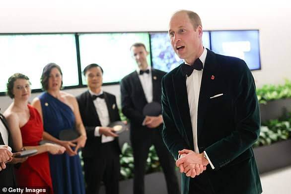 Hannah Waddingham STEALS the show while meeting Prince William - along ...