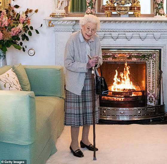 Inside story of the late Queen's final farewell: How Queen 'SLIPPED ...