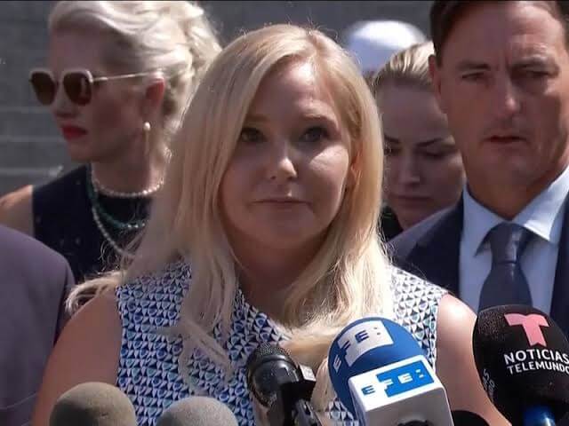 Jeffrey Epstein's 'victim' Johanna Sjoberg DENIES massaging Donald ...