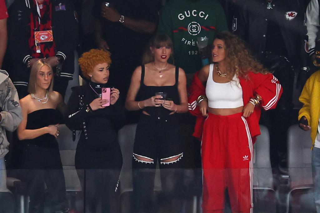 Super Bowl 2024: Blake Lively Looks Red Hot With Bombshell Hair ...