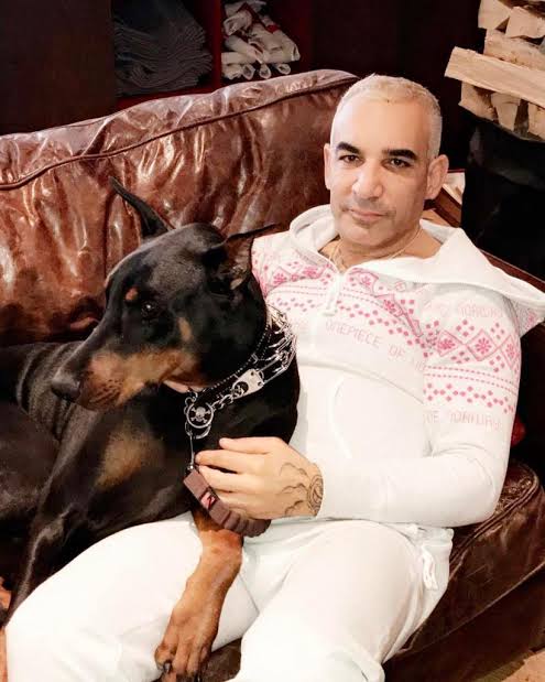 Coca-Cola heir Alki David is ORDERED to pay $900M to employee who ...