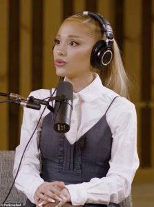 Ariana Grande sparks FEAR as she looks 'strikingly thin' in new image