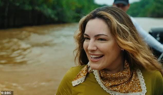Kelly Brook stuns viewers as she reveals her REAL name on Celebrity ...
