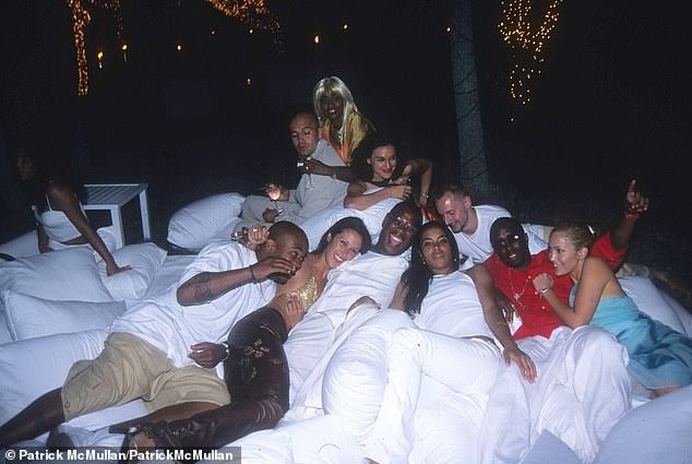 Jennifer Lopez SEEN in bed with ex Diddy at one of his 'parties' in ...