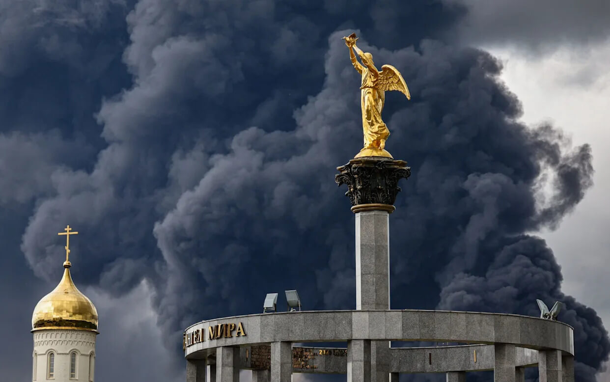 Putin withdraws air defences from front line AFTER spate of humiliating ...